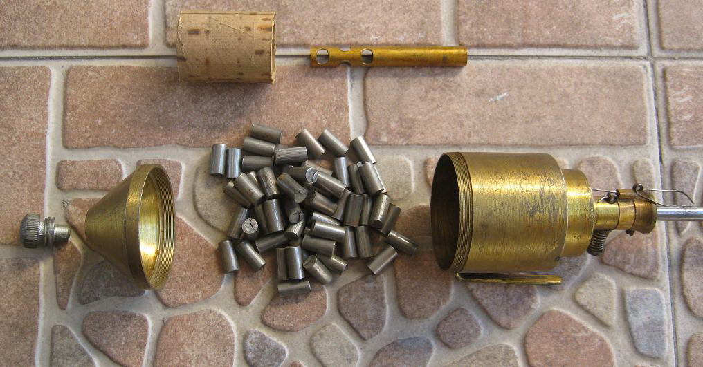 Granada de fusil de la Comisión de Industrias de Guerra Catalana